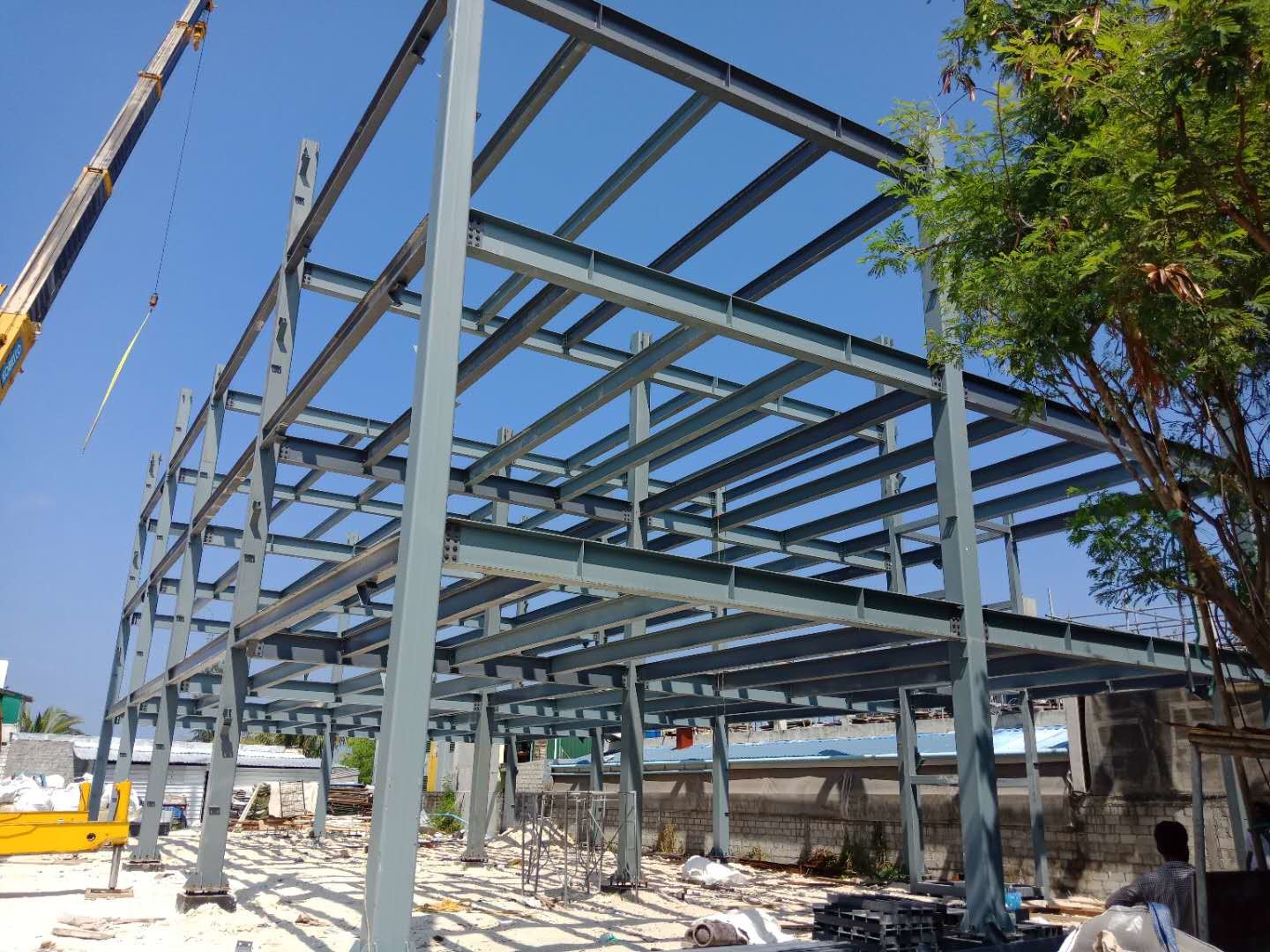 Strong Welded H Steel Structural Buildings With Steel Truss / Sandwich ...
