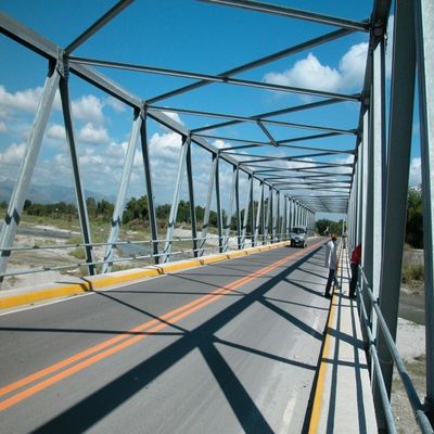 Prefabricated Steel Pedestrian Bridges Wide Span Metal Walkway Bridge ...